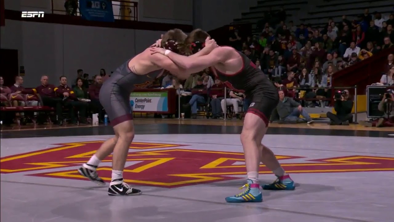 184lbs Taylor Venz (Nebraska) dec Noah Webster (Minnesota) - YouTube