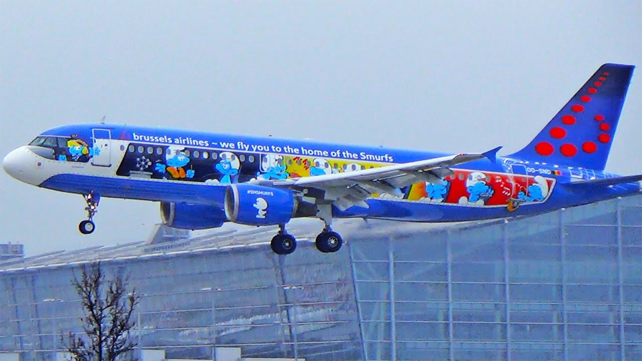 Brussels Airlines "Aerosmurf" Airbus A320 [OO-SND] Landing at London ...