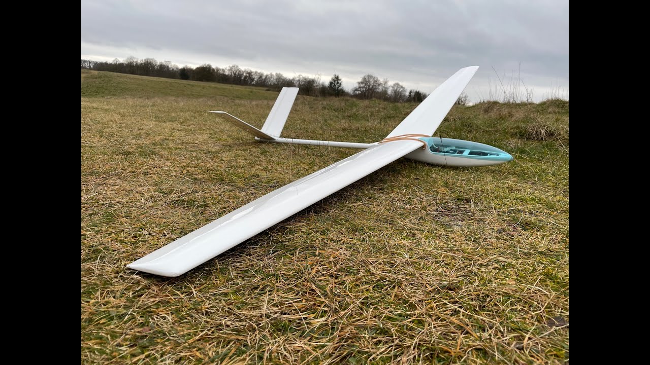 Robbe NOVA Retro Crash - YouTube