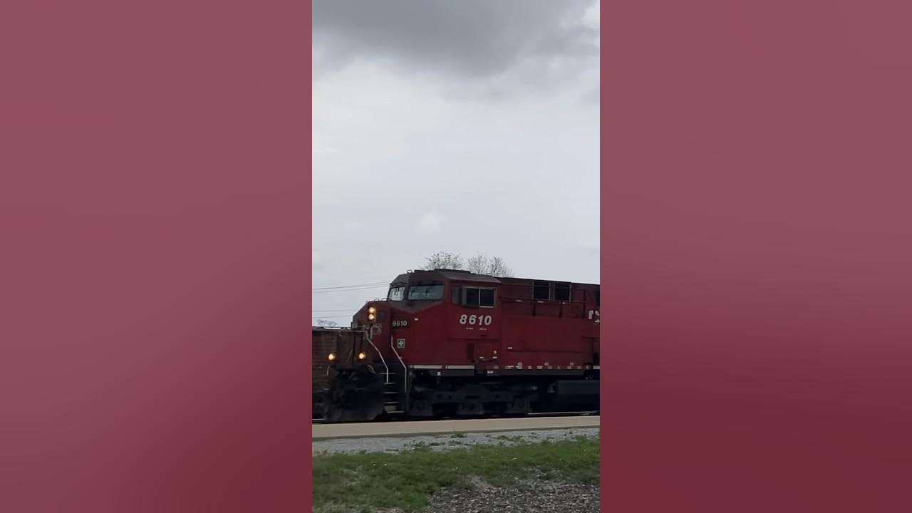 CP 8610 leading EB CP Manifest in Elkhart Indiana - YouTube