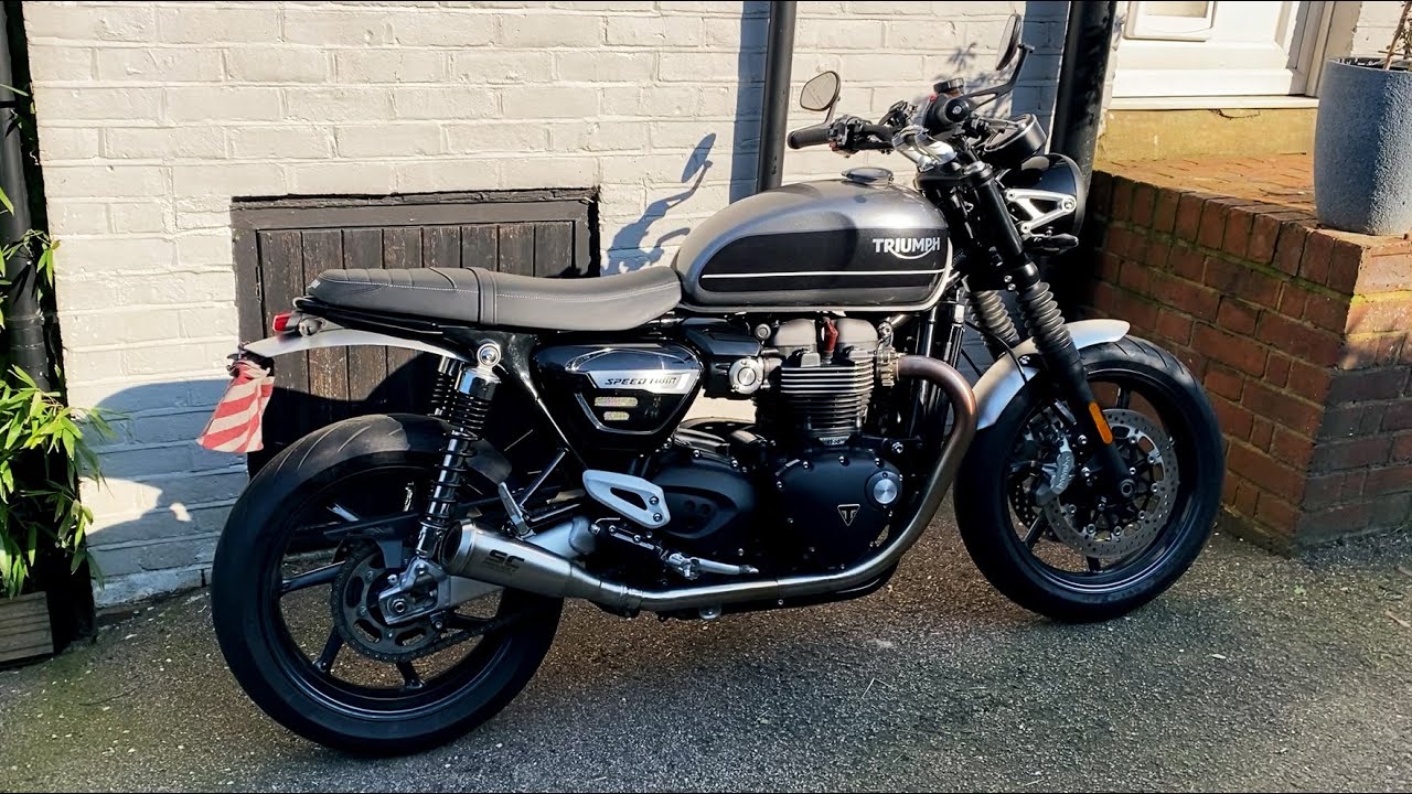 Triumph Speed Twin + Motone decat + SC Project Conic exhaust walk ...