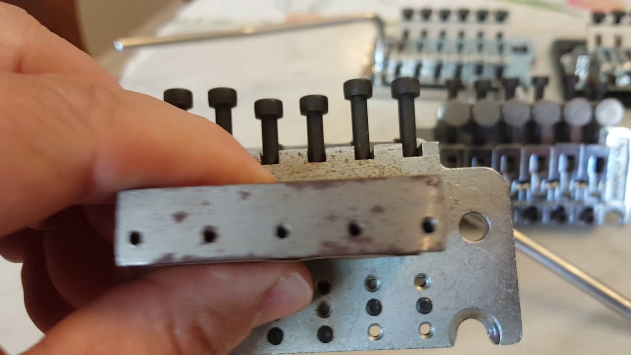 Floyd Rose prototype & early production model comparisons - rare models ...