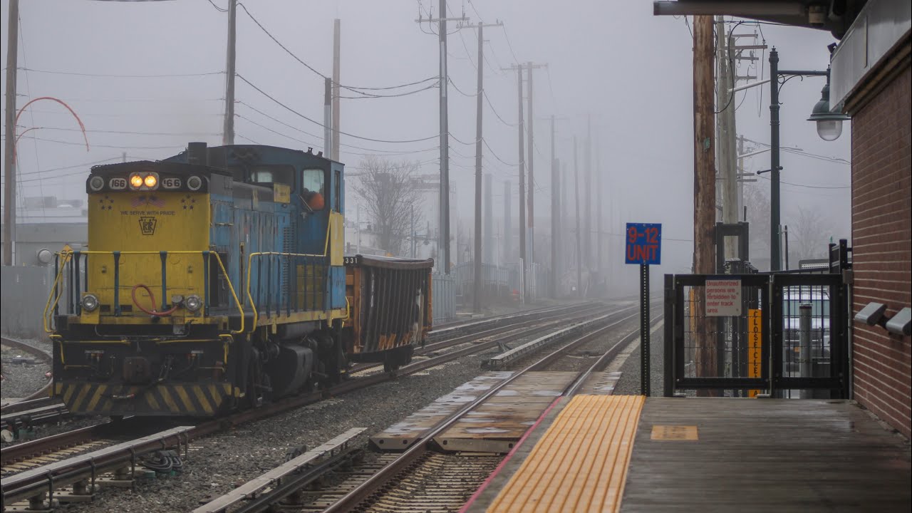 LIRR work train and NYAR RS40 at Mineola - YouTube