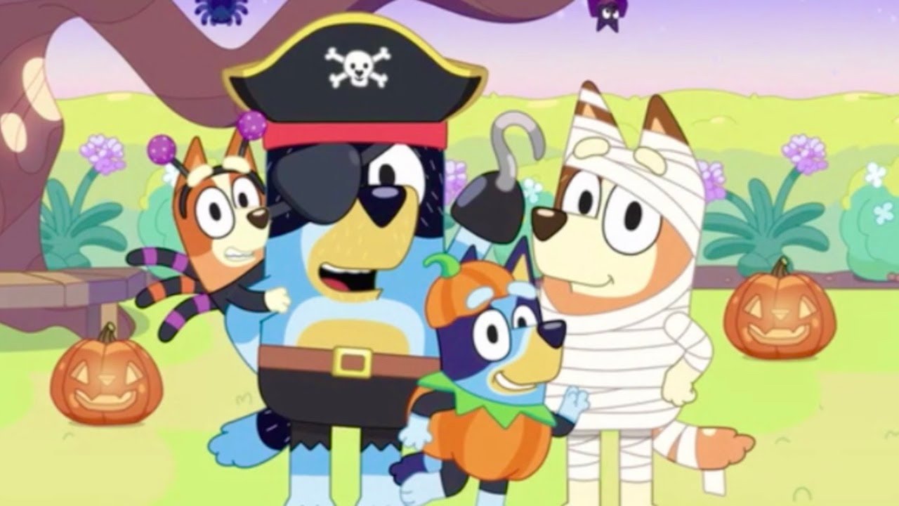 BLUEY & BINGO'S 🐶 Bluey Family Fun Playtime | Fun Kids Gameplay - YouTube