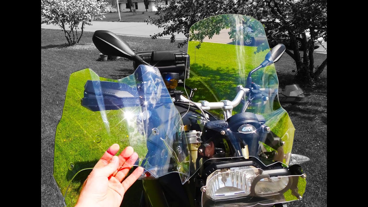 BMW F800GS Givi 333DT windscreen VS Stock with Ride Review - YouTube