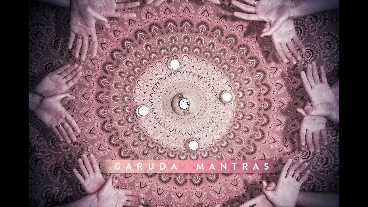 Garuda Mantras | Gayatri (Video Oficial) - YouTube