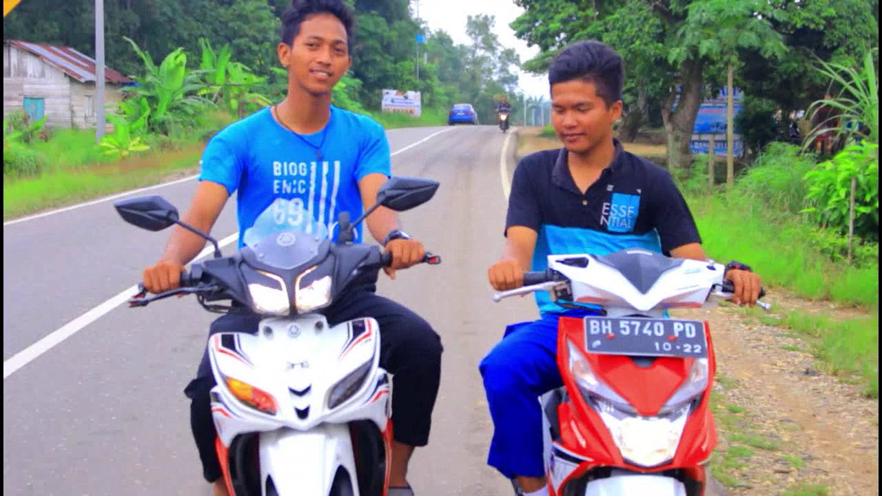 Pentingnya menaati peraturan lalu lintas - YouTube