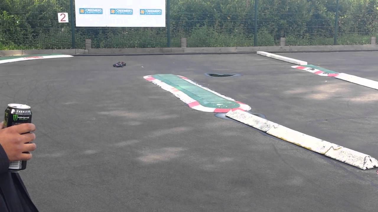 Sakura D3 RWD first run - YouTube