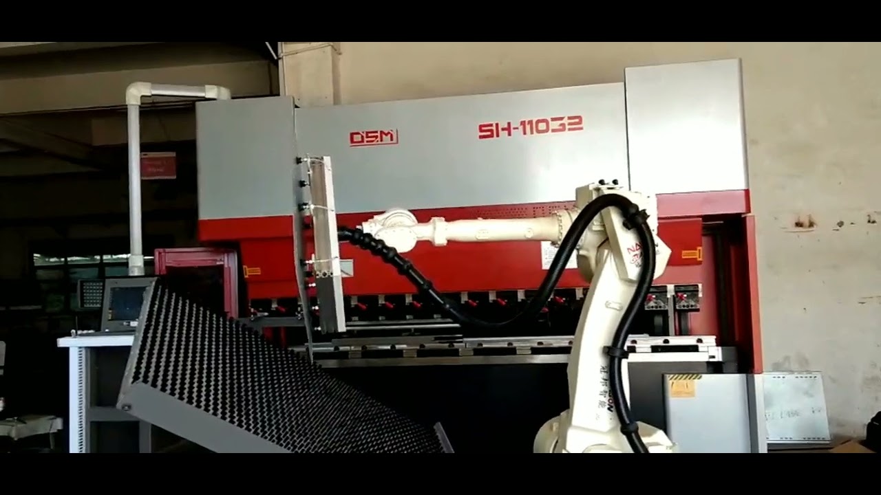 SH110 with Robot - YouTube