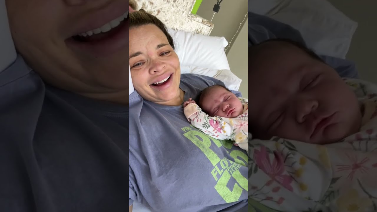 baby frog sleep position #shorts - YouTube