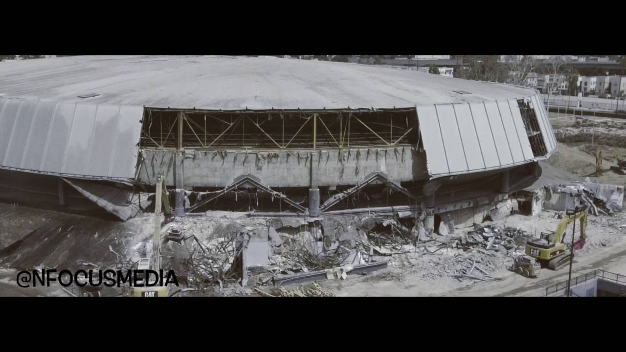 Los Angeles Sports Arena Demolition - YouTube