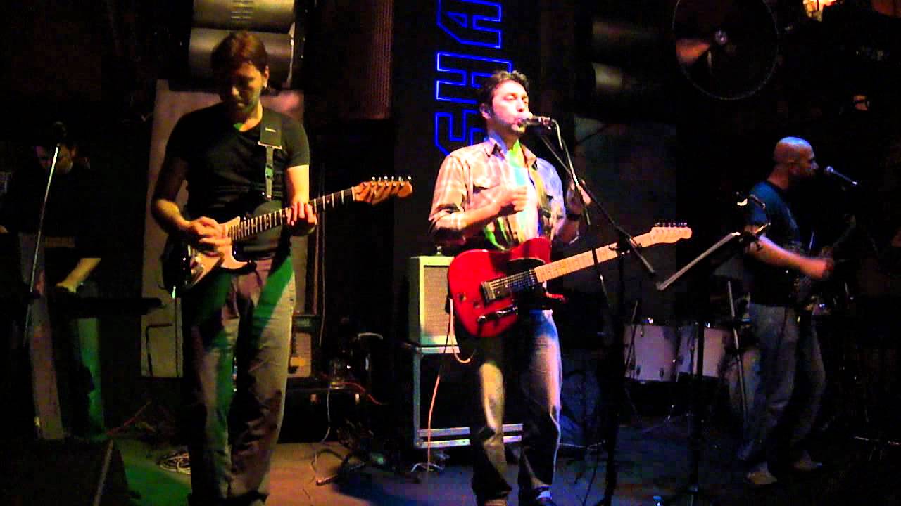 TAXI BAND AIN'T NO SUNSHINE.MP4 - YouTube