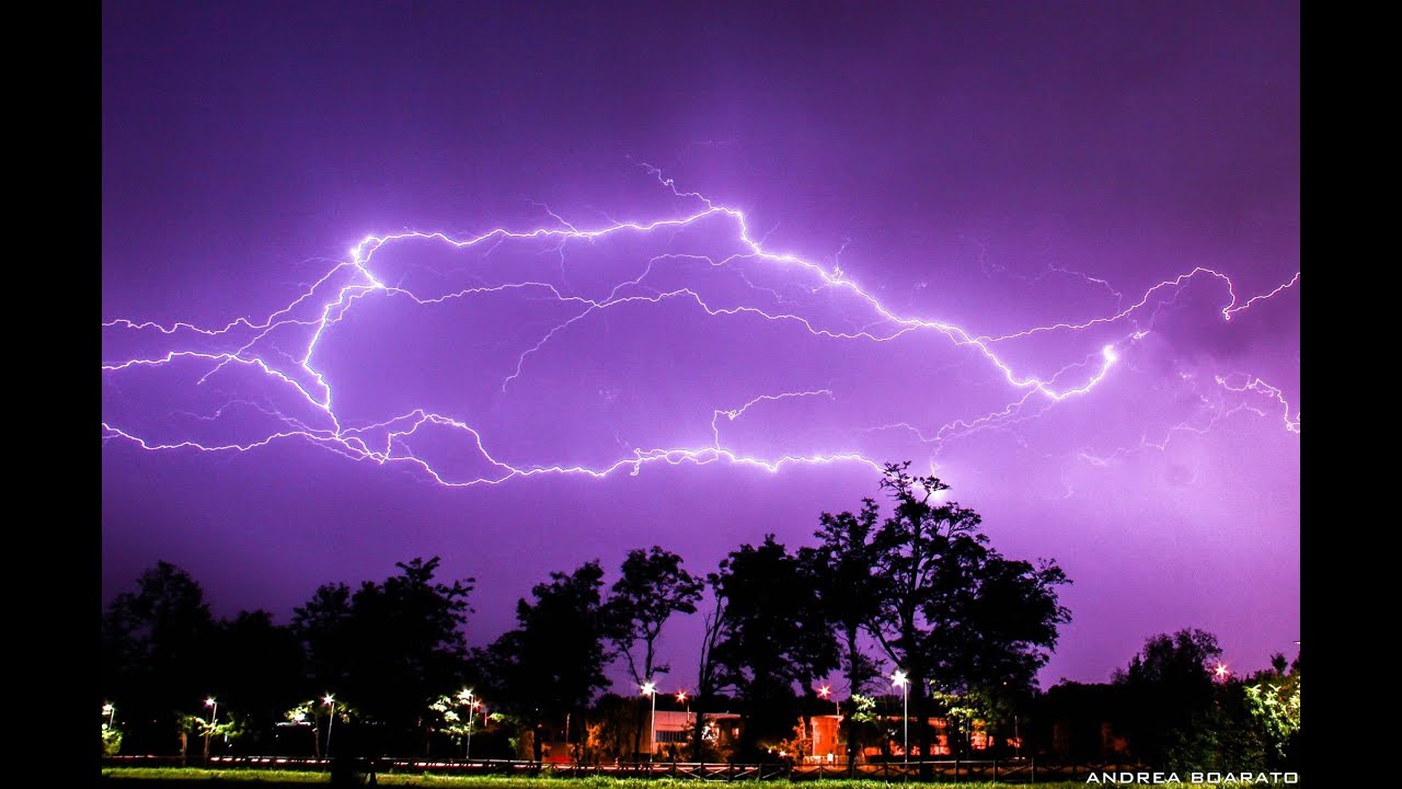 TEMPESTA DI FULMINI 26 MAGGIO 2015 - YouTube