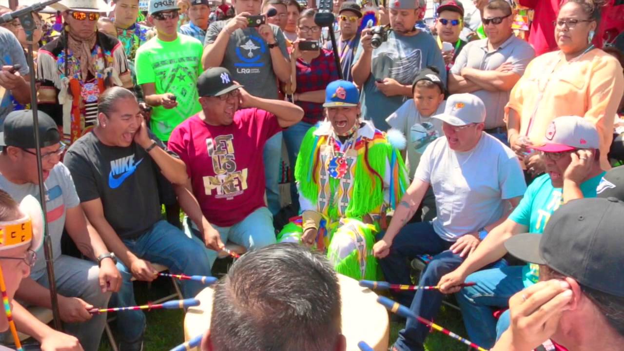 Northern Cree - Mandaree Powwow 2015 - YouTube