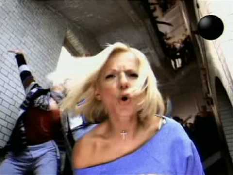 Geri Halliwell - It´s Raining Men! (Official Videoclip.) - YouTube