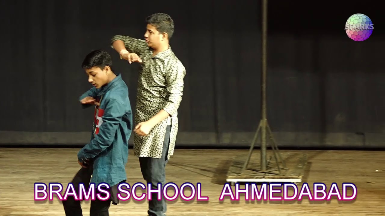 KHALIBALI Padmavat Dance by BRAMS SCHOOL students Stage Show Live ...