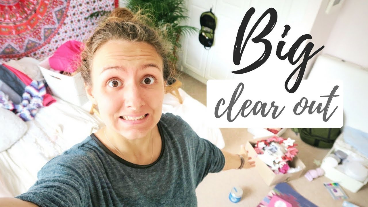 HUGE CLEAR OUT Decluttering my room part 2 Minimalist Journey - YouTube