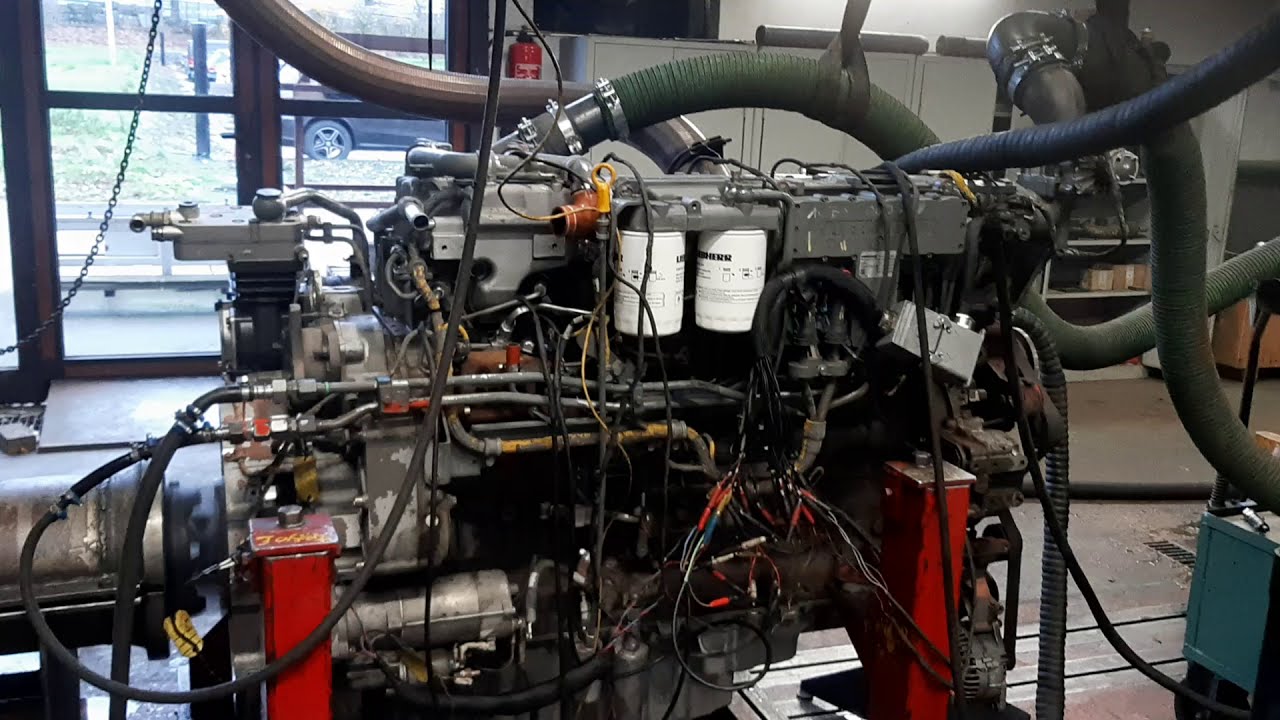 Load testing a Liebherr D936 commonrail engine - YouTube
