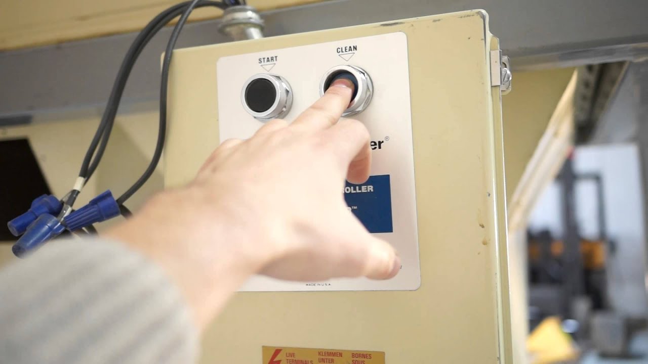 TORIT DCE UNIMASTER 3500 CFM DUST COLLECTOR - YouTube