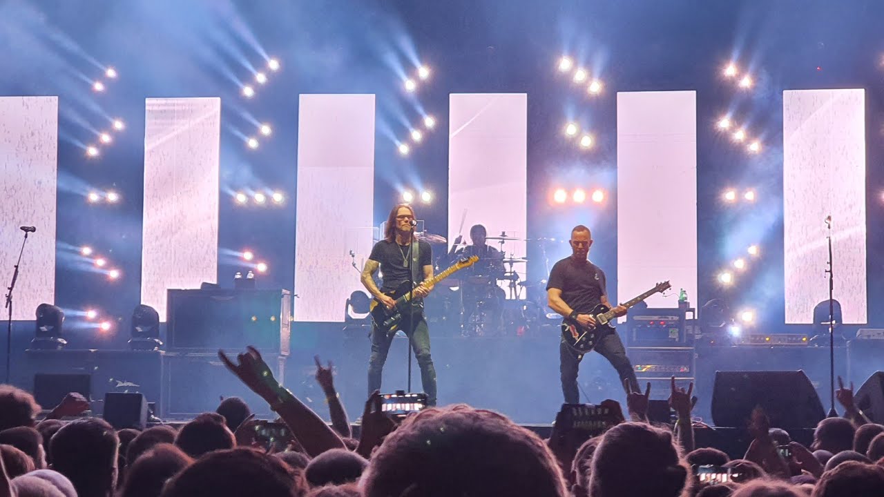 Alter Bridge - Come to Life, Live at the O2 in London (21 Dec 2019 ...