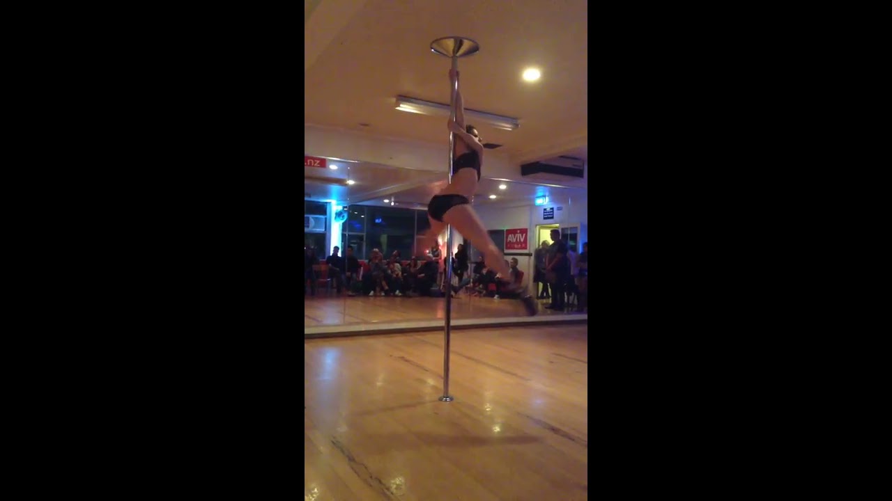 Viva pole student showcase 2017 Eri - YouTube