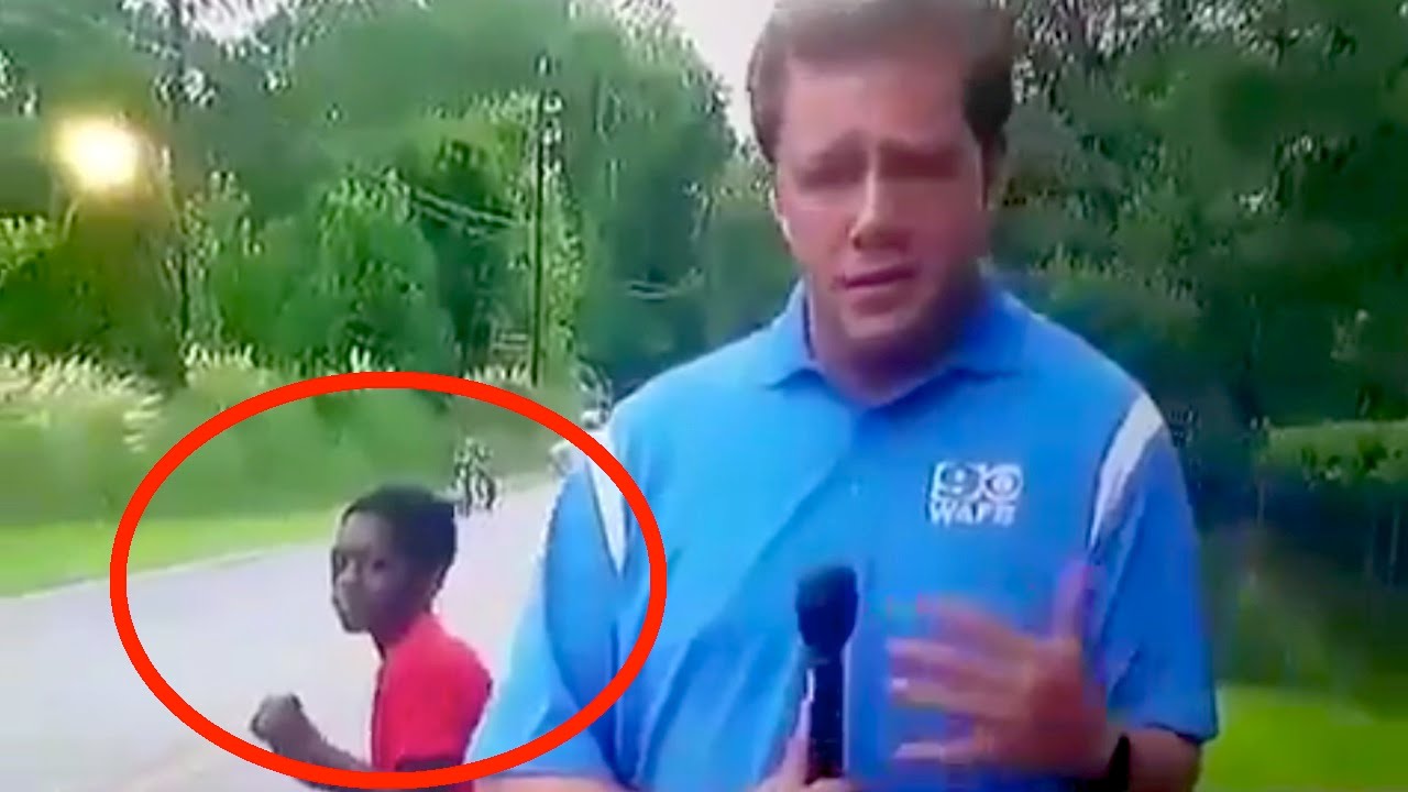 Adorable Kid Dances Behind Reporter | What's Trending Now - YouTube