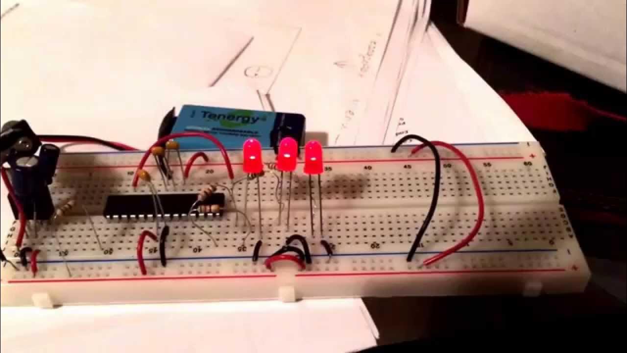 Breadboard Binary Counter - YouTube