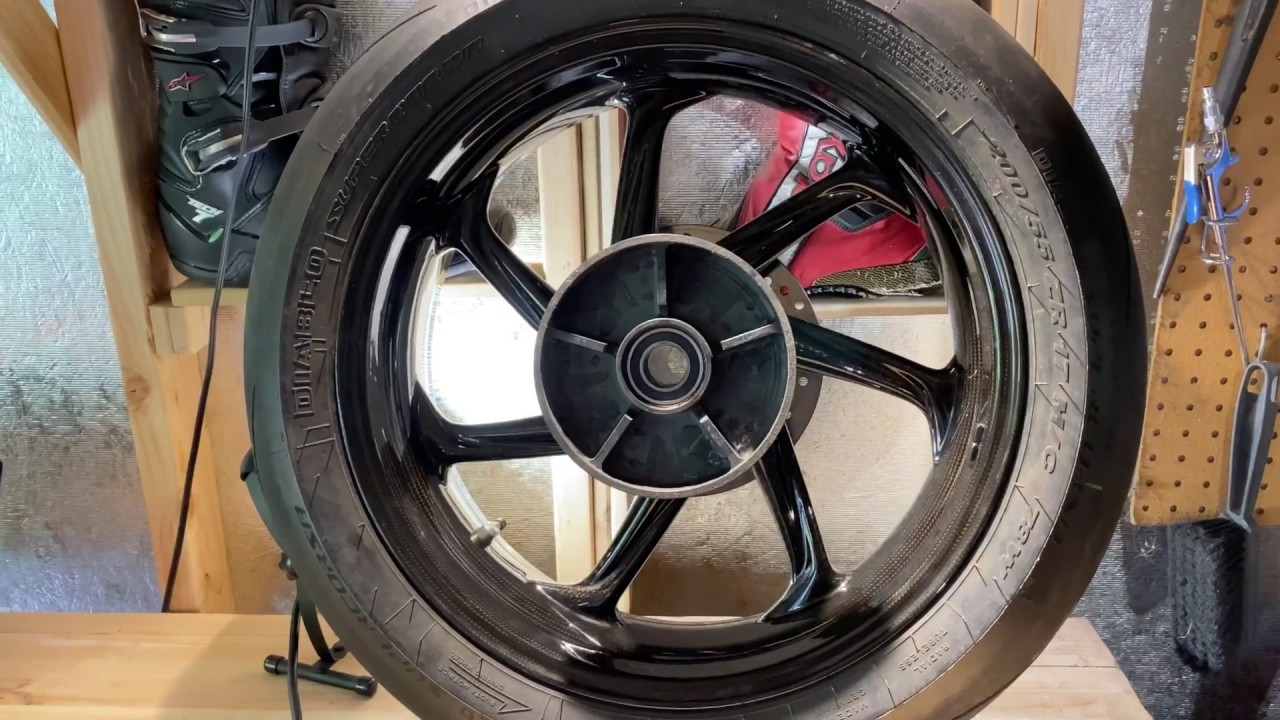 2020 BMW S1000rr Carbon Fibre Wheel Failure One Reason Not To Own A BMW ...