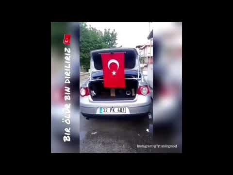 Yeni Akım Bagajda Türk Bayrağı