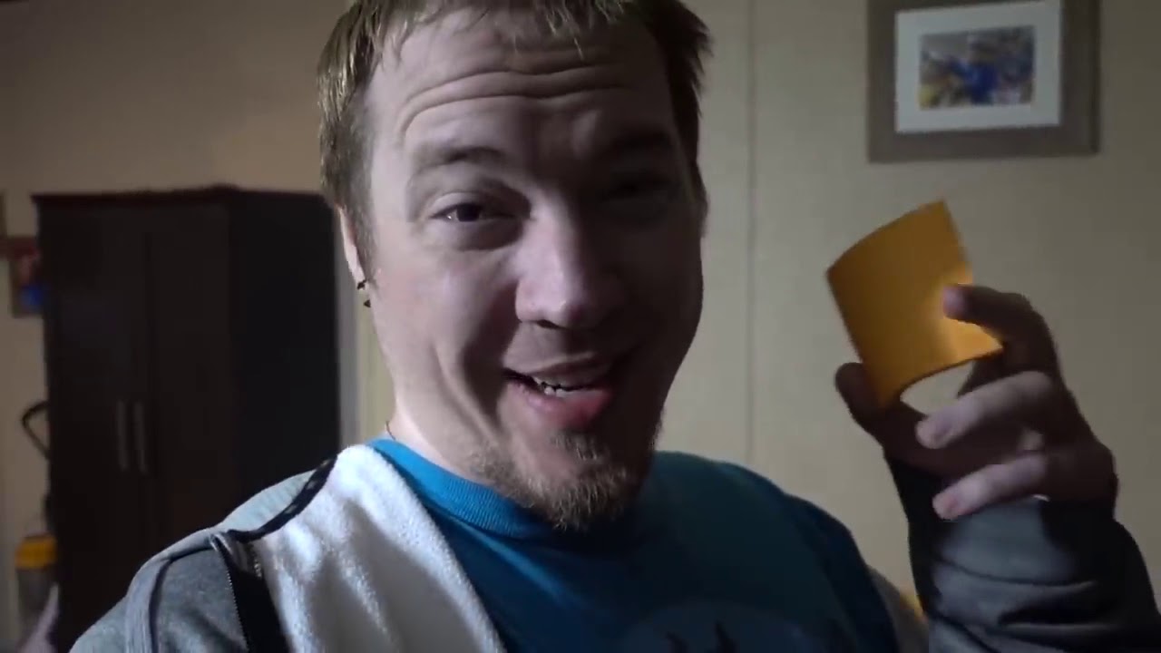 ALEX BREAKS DADS $1000 CAMERA FamilyOFive - YouTube