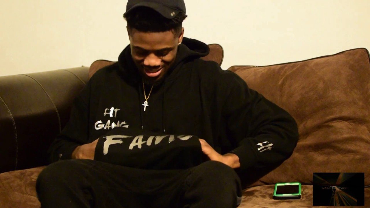 Yung Lo: speaks on how he got started in the music industry & more ...