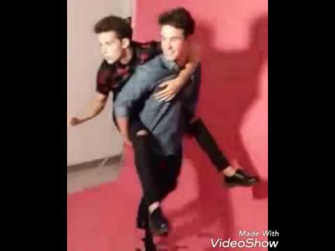 Sesión fotográfica de Ruggero Pasquarelli y Michael Ronda|| Matteo y Simón|| Soy Luna