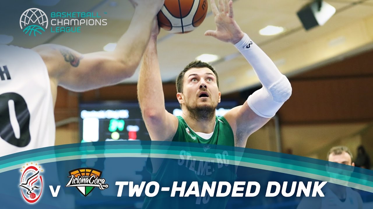 Two-Handed dunk from Vladimir Dragicevic against Szolnoki Olaj - YouTube