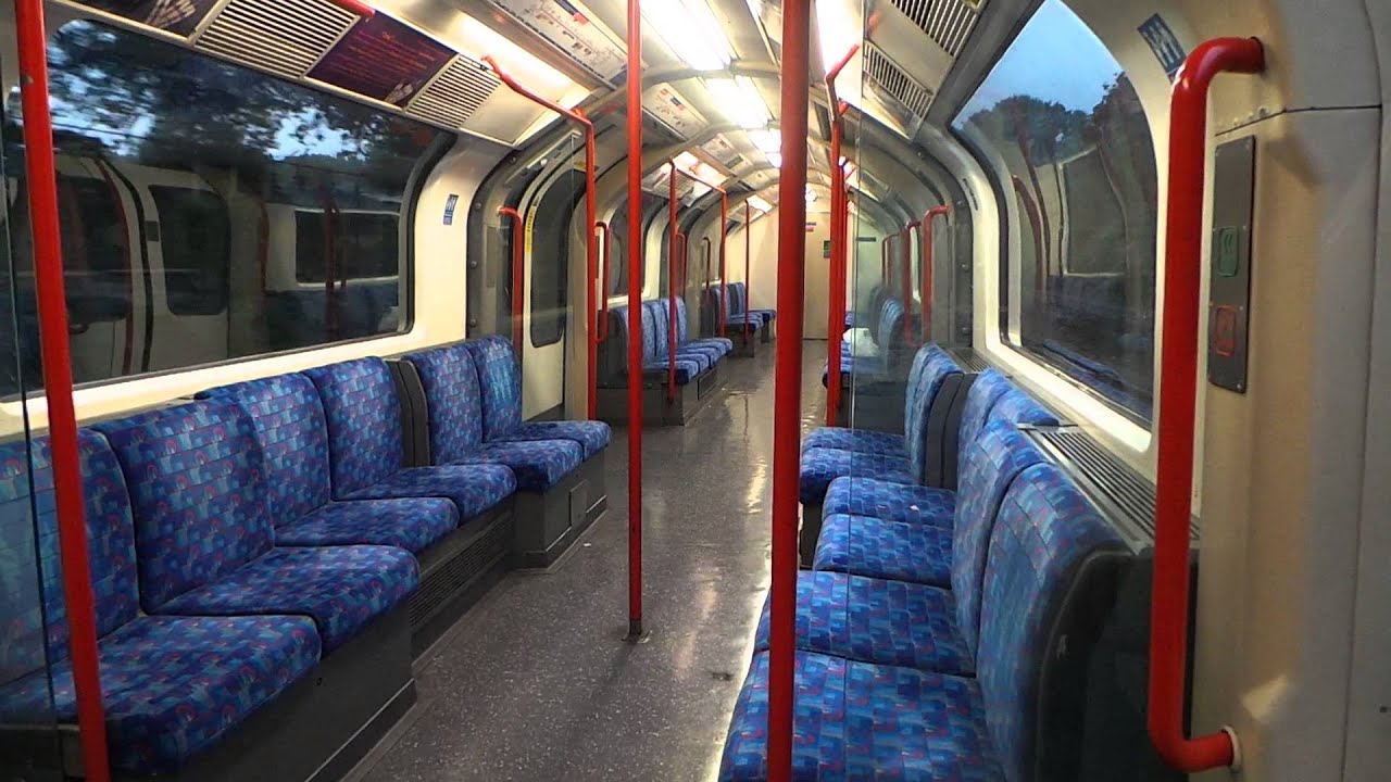 London Underground Central Line (91139, 1992 Stock): Epping - Loughton ...