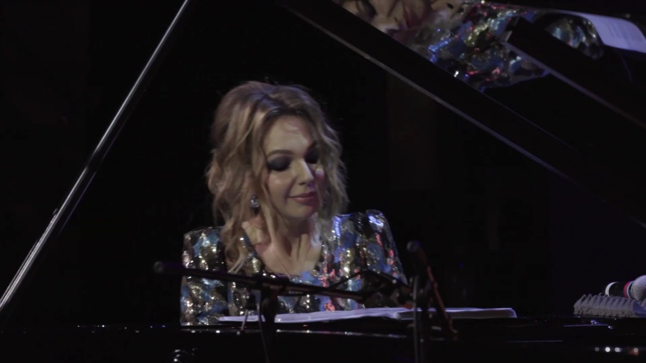 Yulia Monastyrenko - Frida (live ft. Orchestra "Moscow City" - YouTube