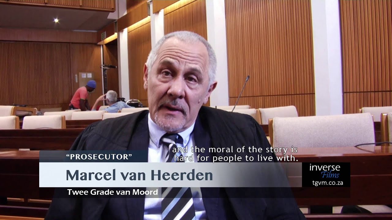 TWEE GRADE VAN MOORD Marcel van Heerden karakter 'featurette' - YouTube