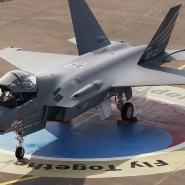 "2025 KF-21 항공기 리뷰: 첨단 기술과 성능 분석!"KF-21, 전투기, 군용 항공기, 제트기 리뷰, 스텔스 - YouTube