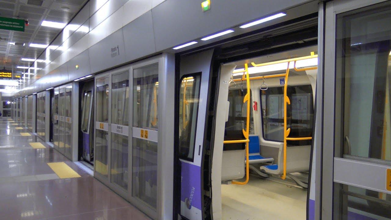 Métro automatique de Milan - Ligne 5 - YouTube