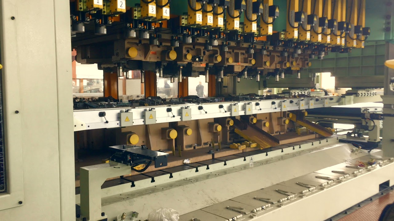 3 Axis Transfer Systems in Tianjin for 2500 Ton Press - YouTube