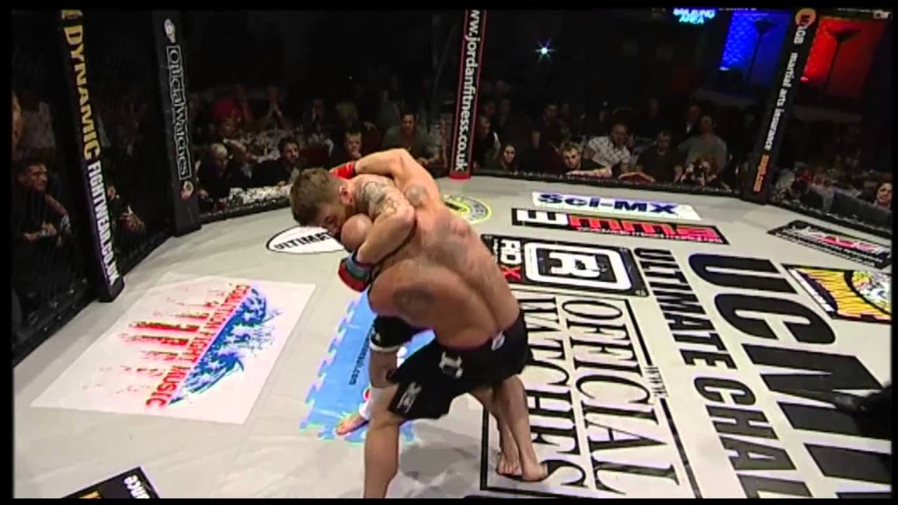 Cage Fighter - Alex Reid - YouTube