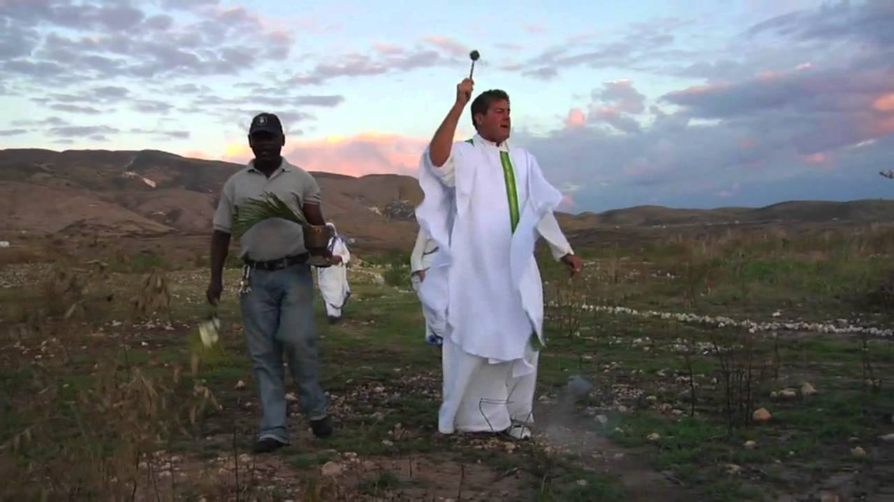 Haiti a due anni dal terremoto. La messa di Padre Rick direttore di NPH ...