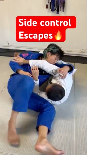 BJJ side control escapes - YouTube