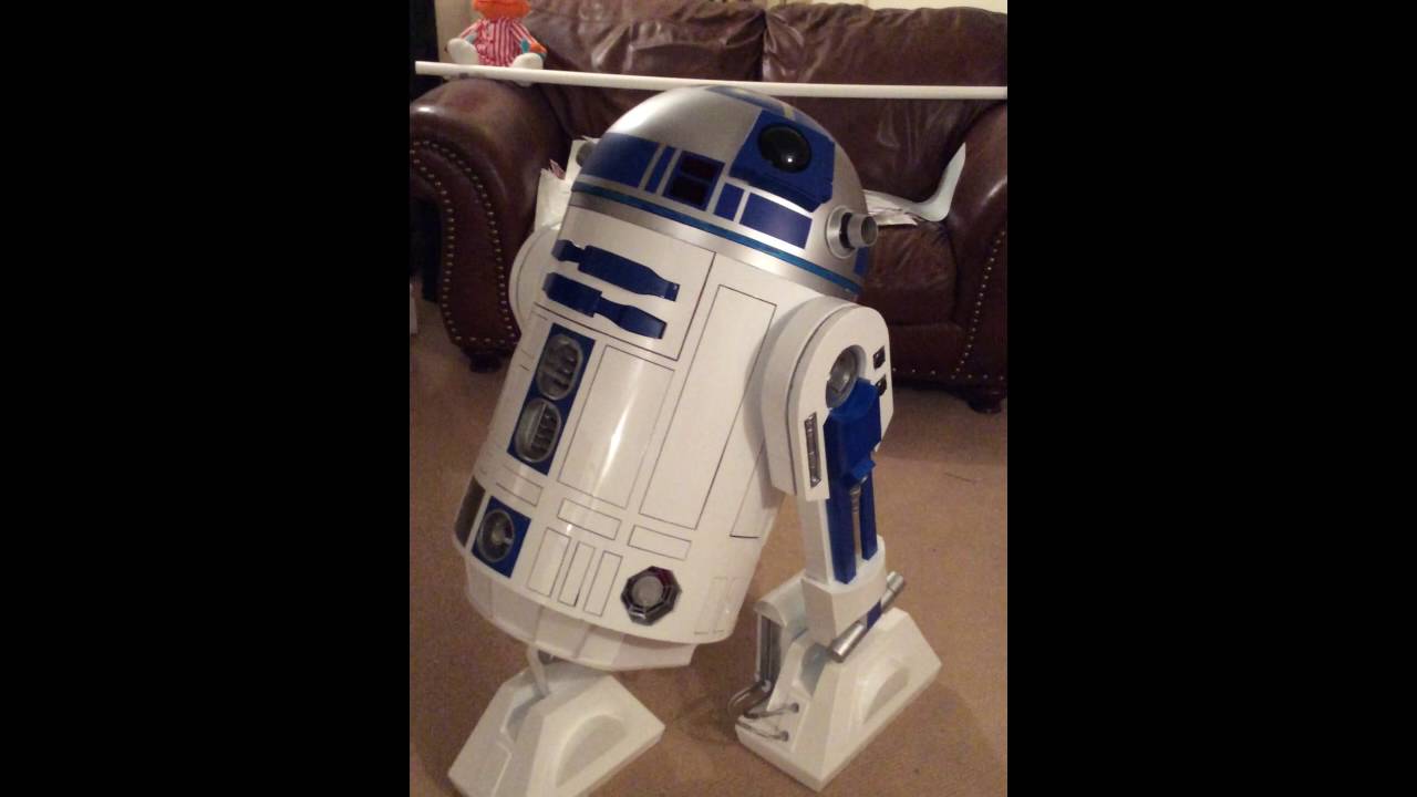 R2D2 - Full size 1:1. - YouTube