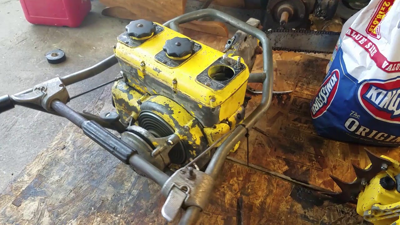 McCulloch 7-55 two man chainsaw 2 - YouTube