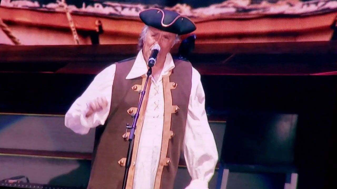 Joaquín Sabina "El Pirata Cojo" - YouTube