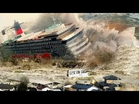 CRUISE SHIPS & Expensive YACHTS FAILS Monster WAVES IN STORM - YouTube