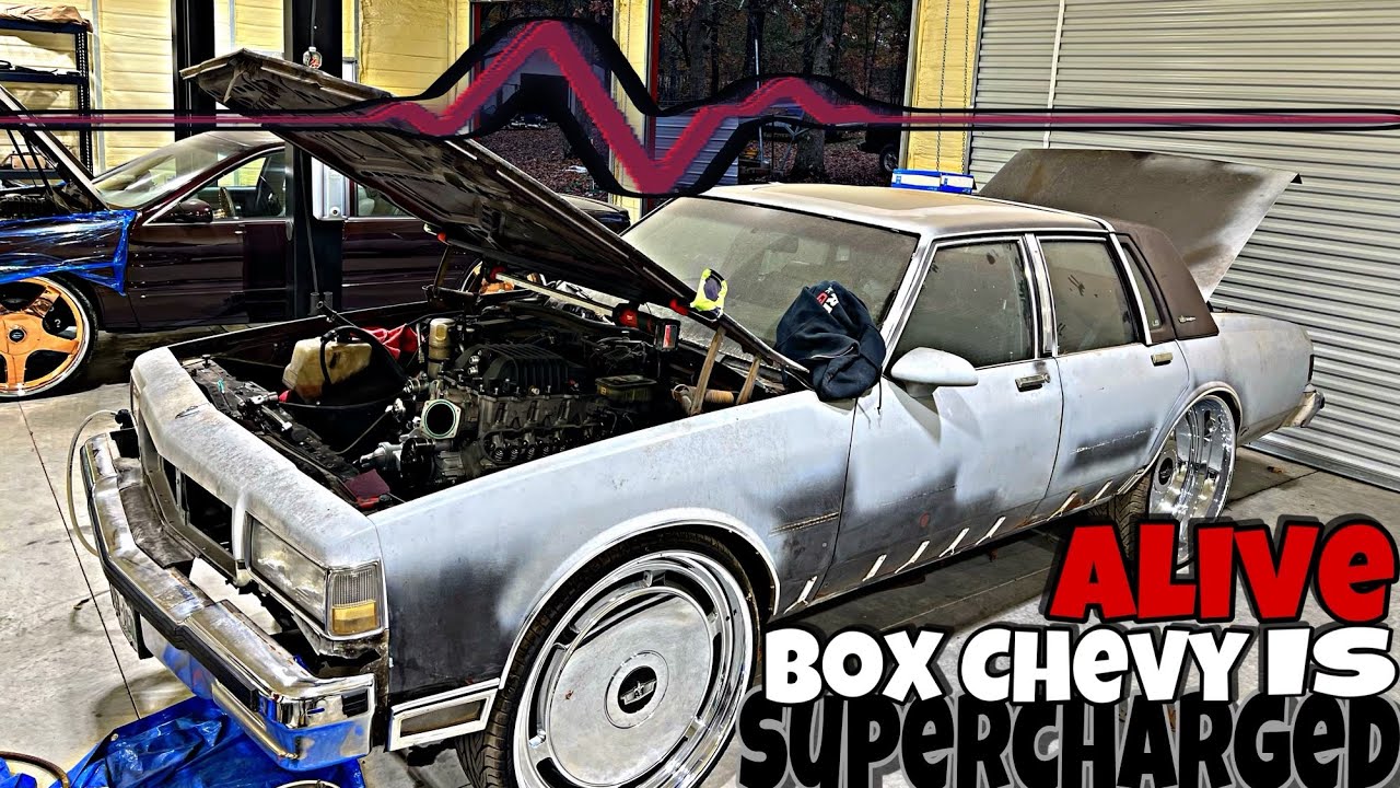 Supercharge box Chevy on 28s first start up.!!! - YouTube