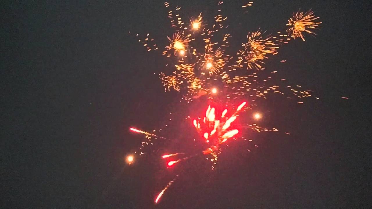 Black Jack Roman candle by BROTHERS PYROTECHNICS - YouTube
