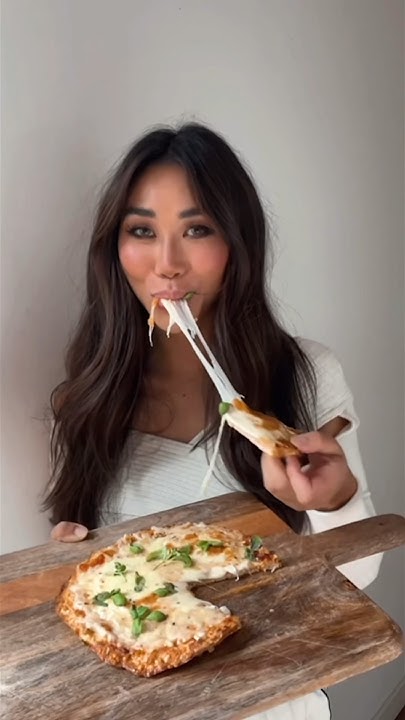 Low Carb Pizza Crust With Crazy Ingredient 🐔 Youtube