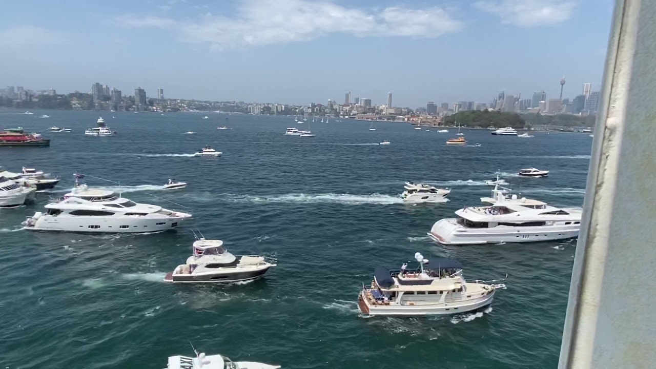 Sydney annual ferry race snippet, Australia Day 2020 - YouTube